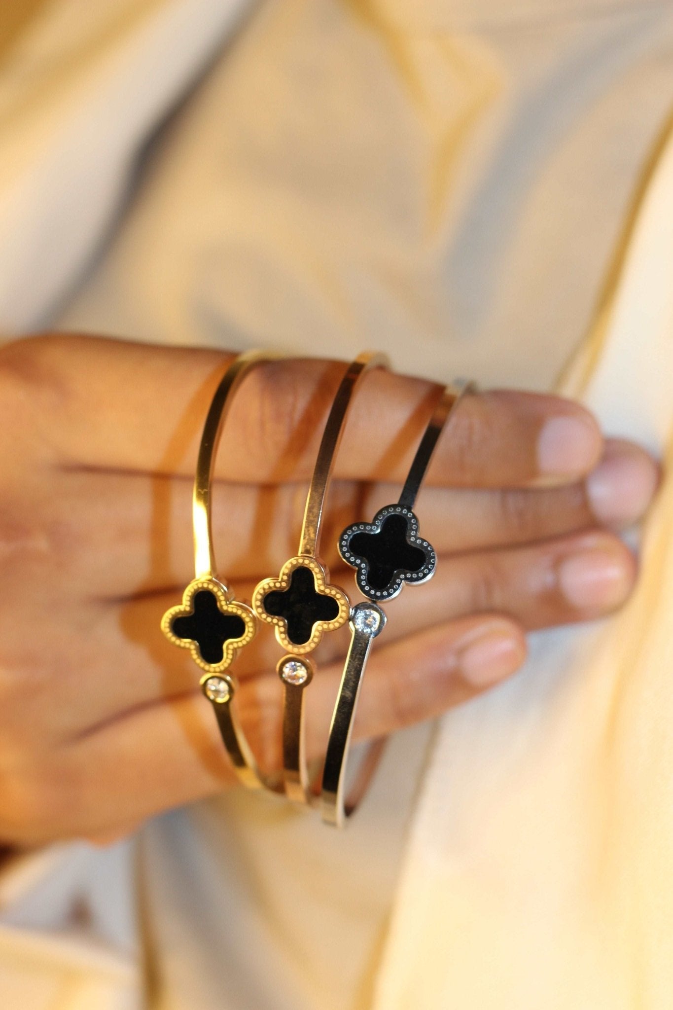 Bracelets Tarnish proof 18k gold – SASSYNESS